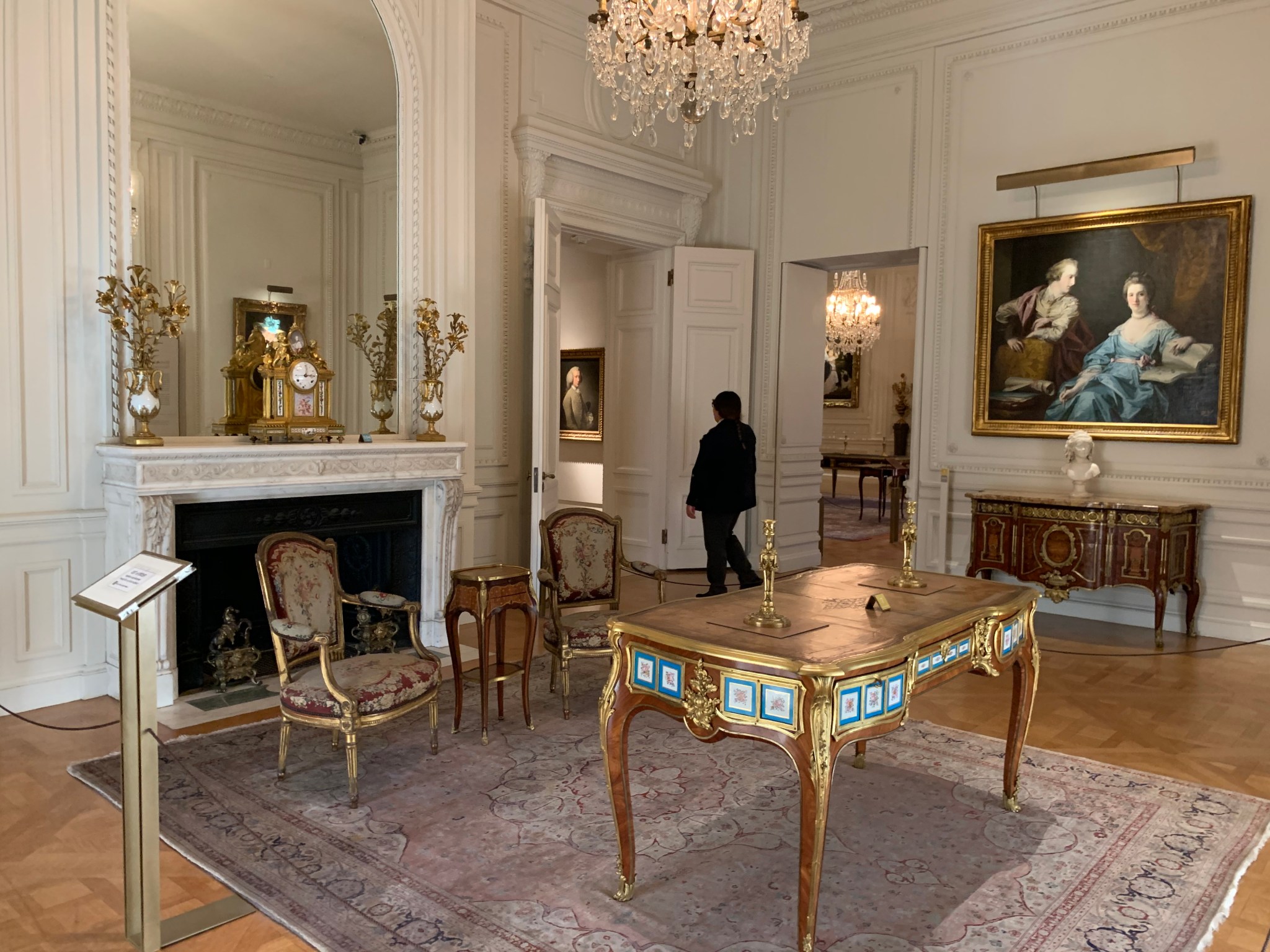 Inside the Henry and Arabella Huntington Mansion at the San Marino ...