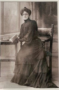 Arabella Huntington’s: Portraits, Tiaras, and Jewels – Inside the ...