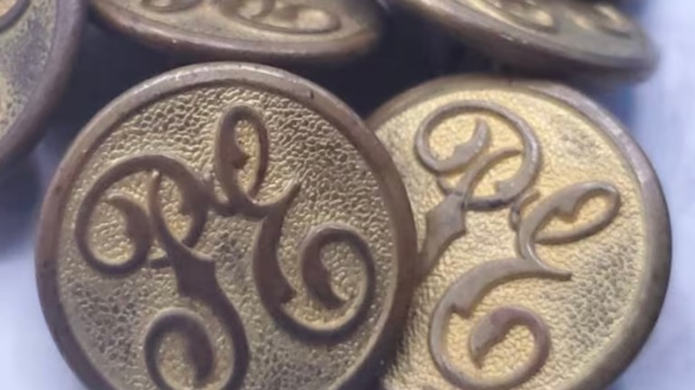 The Huntington’s “Full Livery” and Livery Buttons – Inside the ...